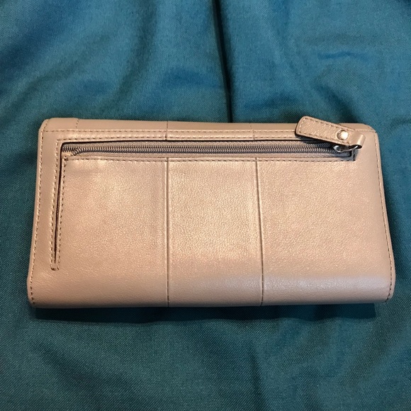 Coach | Bags | Grey Coach Wallet | Poshmark
